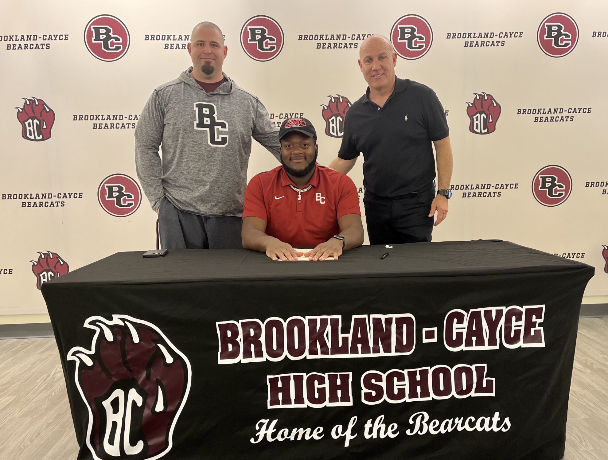 Brookland Cayce High School Athlete Signs To Play Football At The College Level Westmetronews